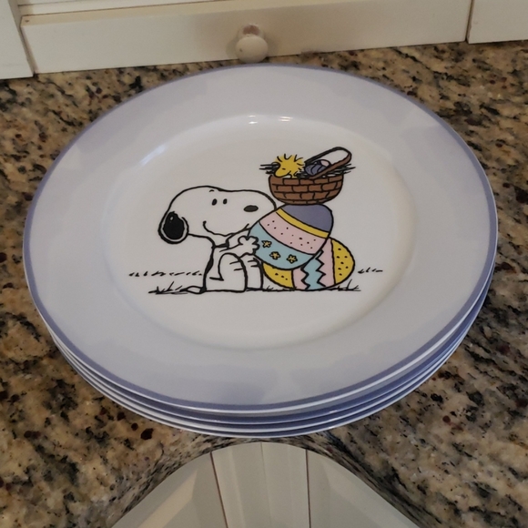 Peanuts | Dining | Peanuts Snoopy Easter Ceramic Dinner Plates X4 ...